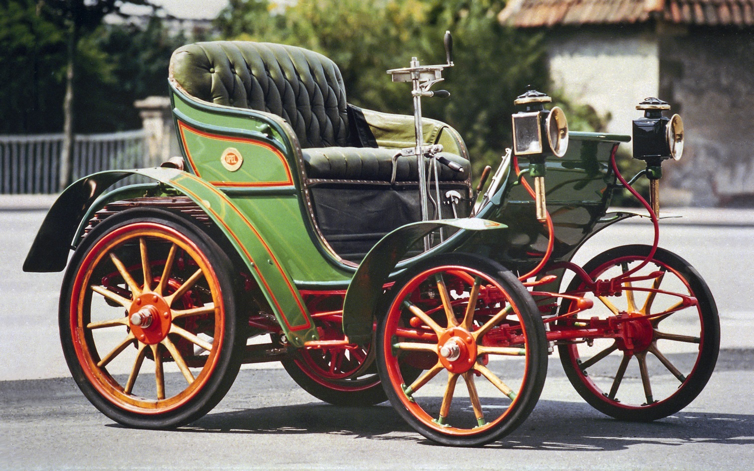 Conheça os 120 anos de história da Opel através da tecnologia | Automais