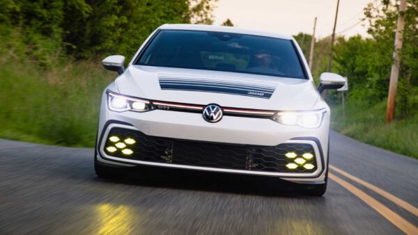 Auto+ by AutoSport - notícias, ensaios e fichas automóveis
