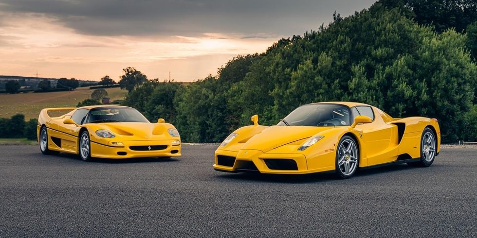 Dois Ferrari raros em amarelo Giallo Modena procuram novo dono | Automais