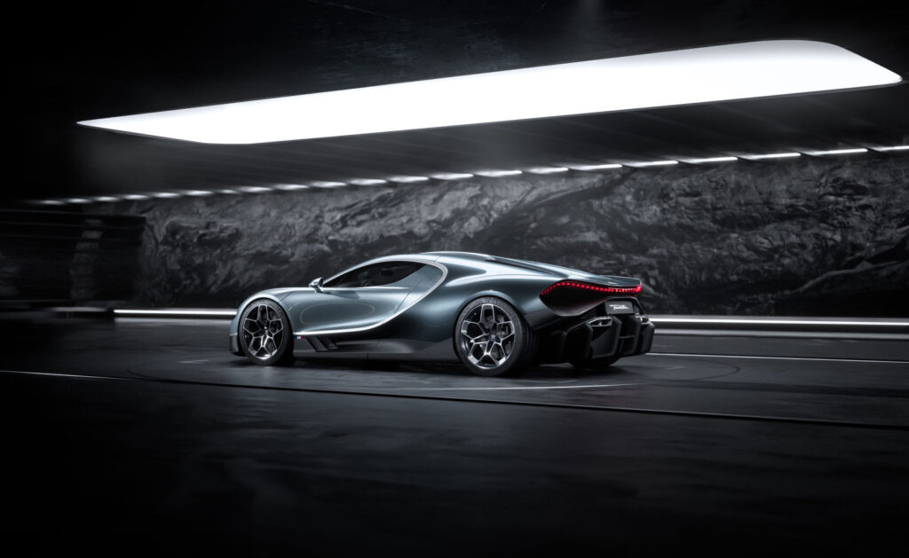 Bugatti Tourbillon: O V16 Híbrido, inspirado nos 115 anos da marca ...